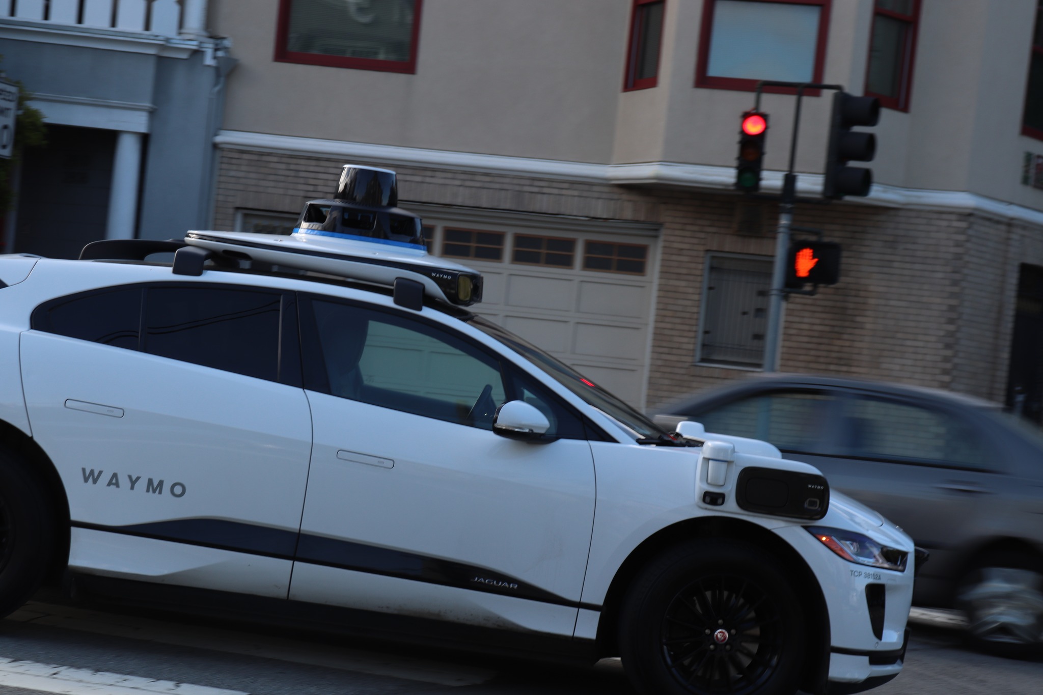 Headless Horseman (aka driverless car) on San Francisco street, May ...