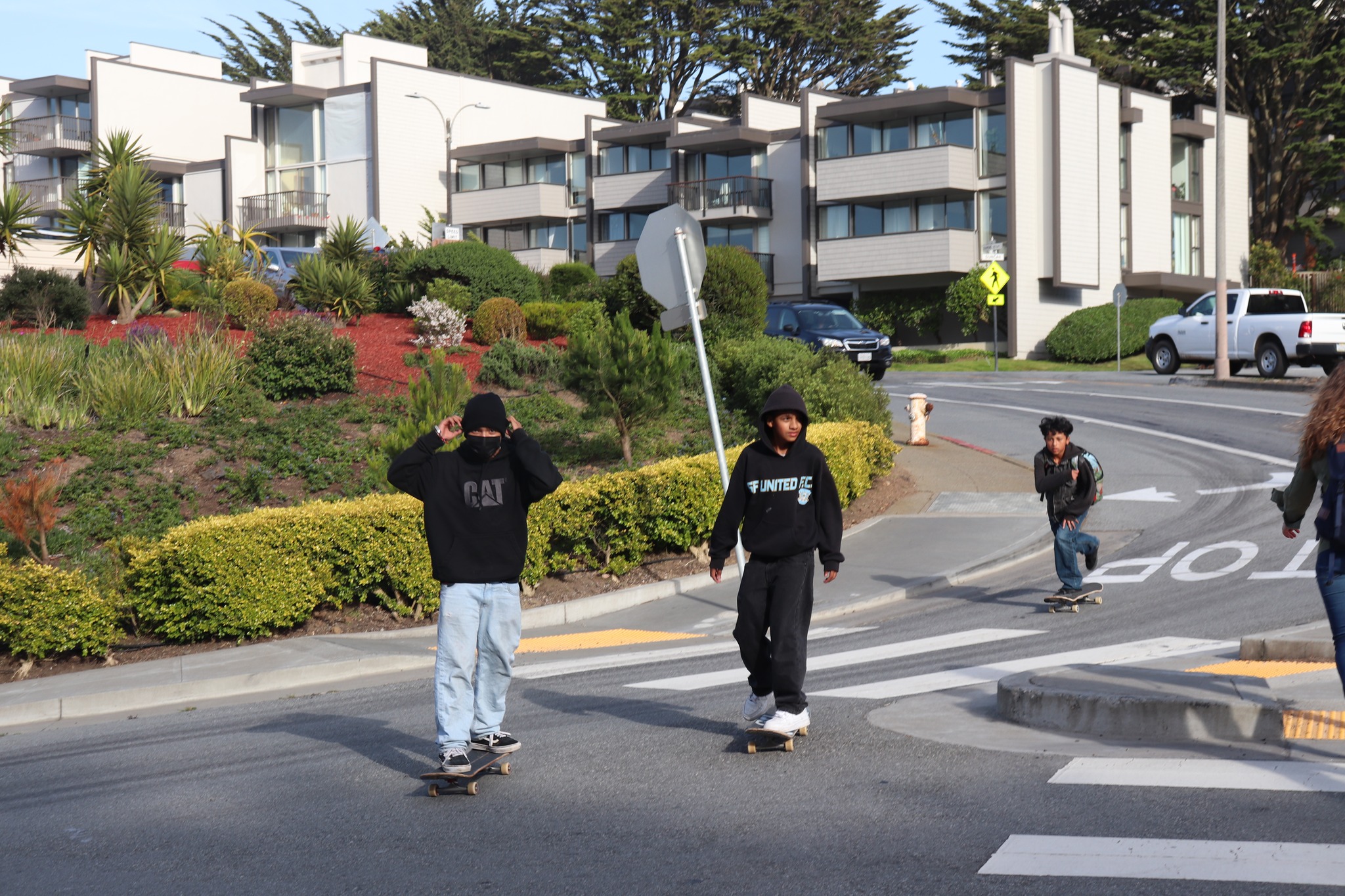 Skateboarders on Clipper Street, San Francisco, May 2023 – Zonta Photos