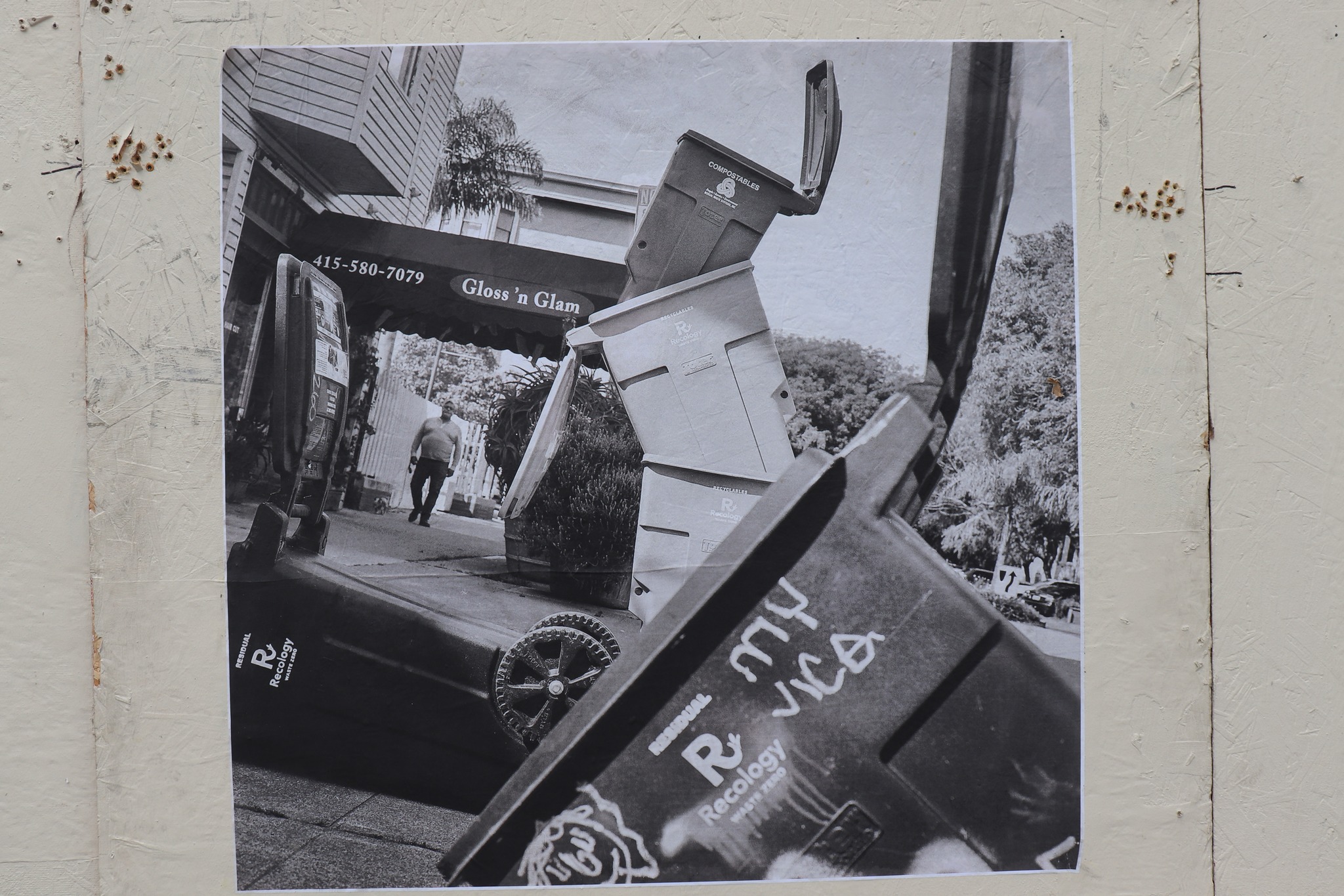 Photo of photo on Castro Street, San Francisco, June 2023 – Zonta Photos