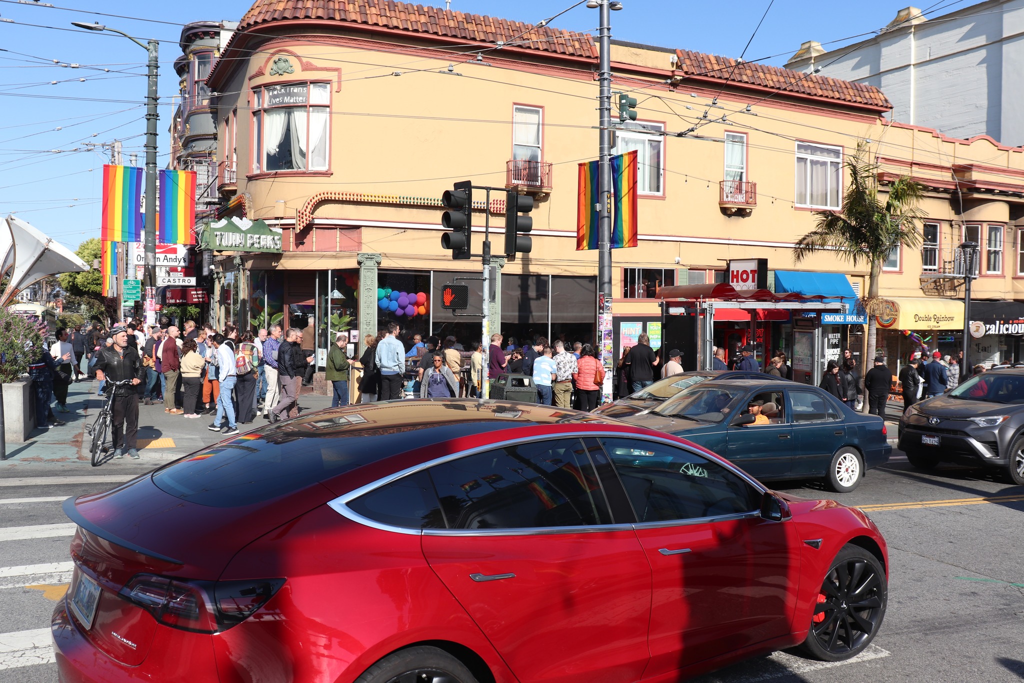 People lining up around the corner for Castro Theatre, San Francisco ...