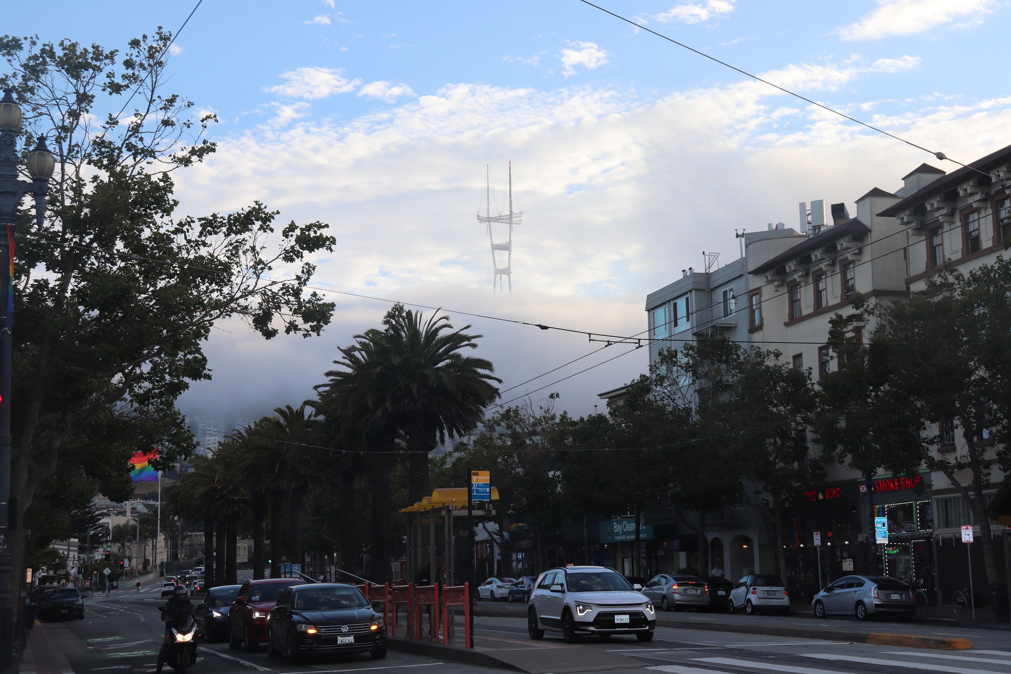 Fog rolls into the Castro, San Francisco, June 2024 – Zonta Photos