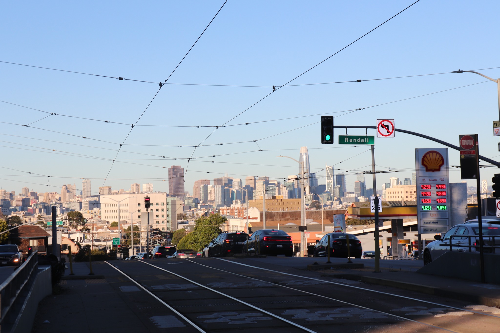 San Francisco from the Muni J line, December 2024 – Zonta Photos