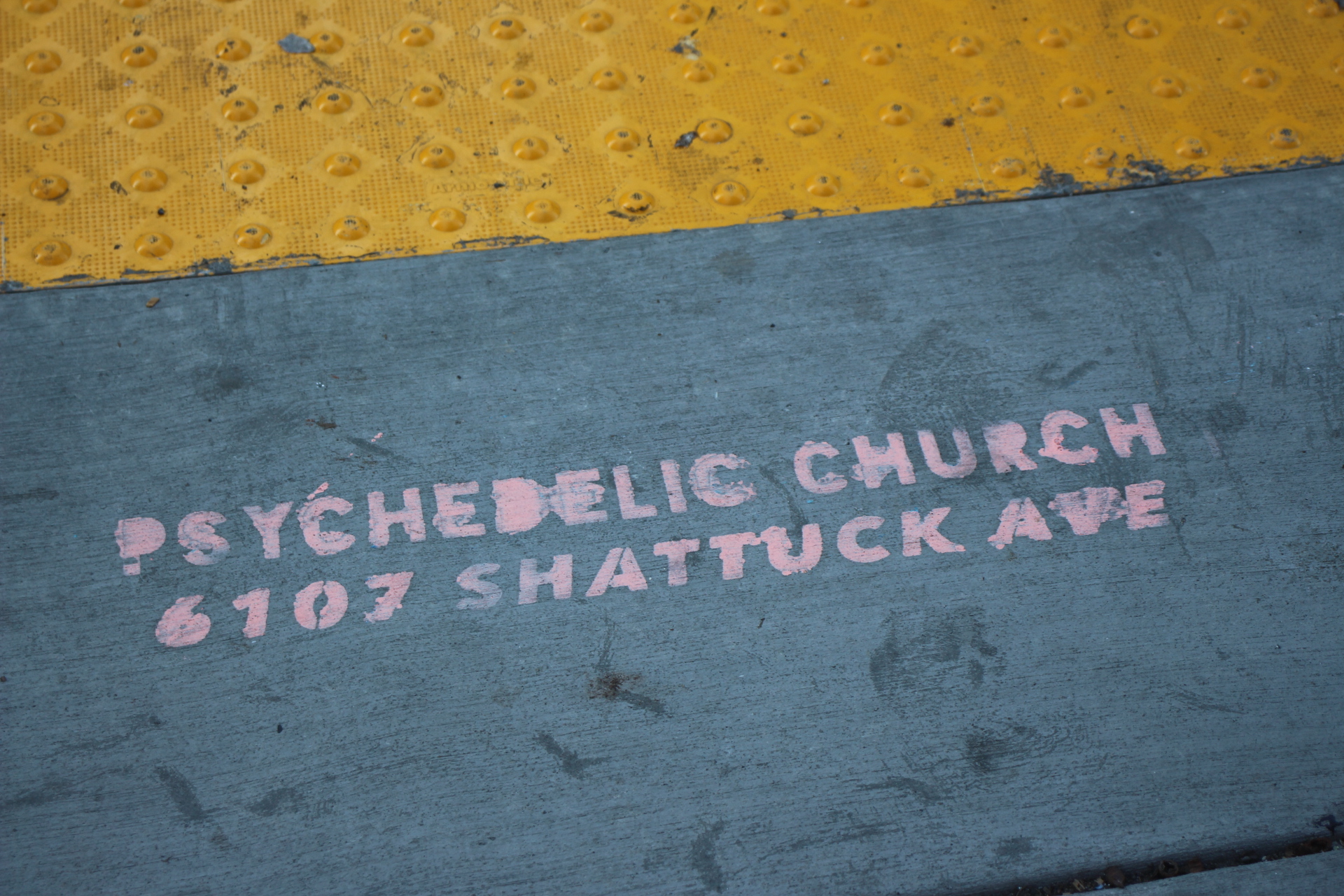 Psychedelic church in Oakland, December 2025 – Zonta Photos